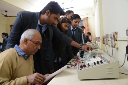 Laboratories - Shambhunath Institute