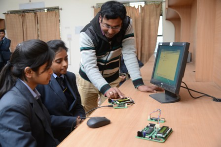Laboratories - Shambhunath Institute